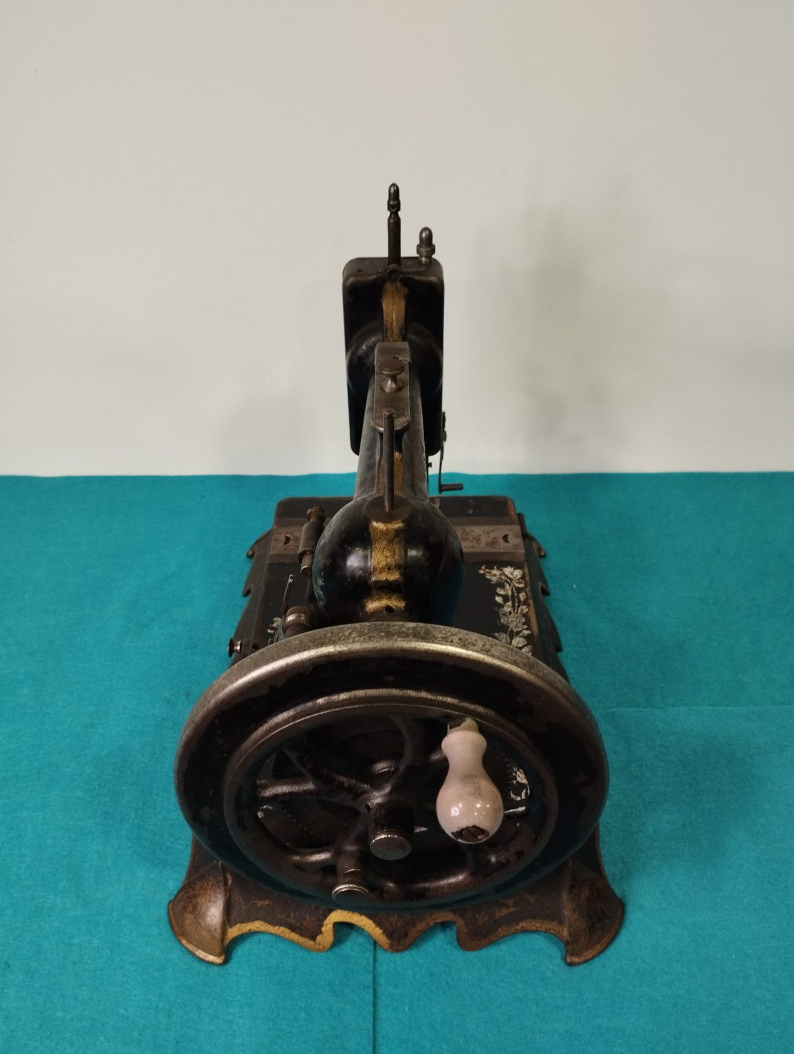 Antigua Máquina de Coser New National / Antique New National Sewing ...